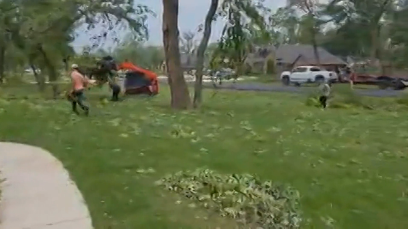 Neighbors clean up storm damage in Parker County (Video) | Fort Worth ...