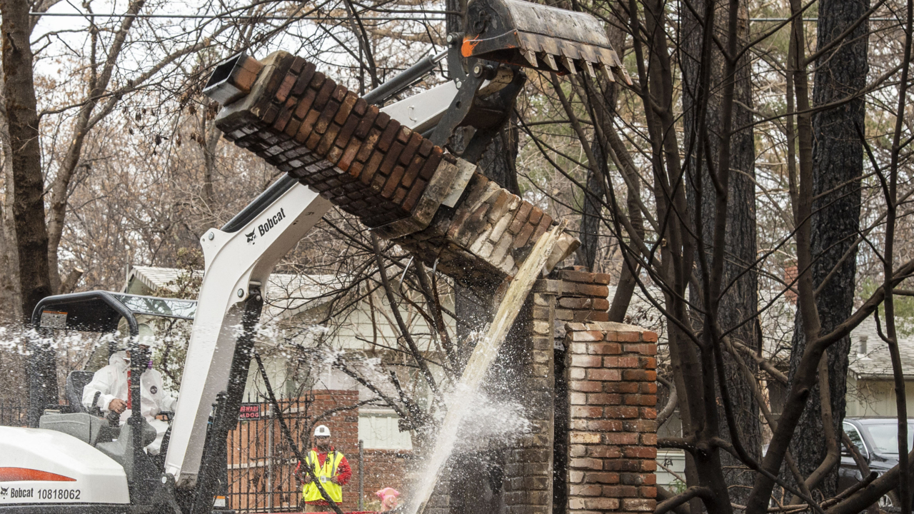 Camp Fire debris cleanup update: Rain slows progress | Fresno Bee