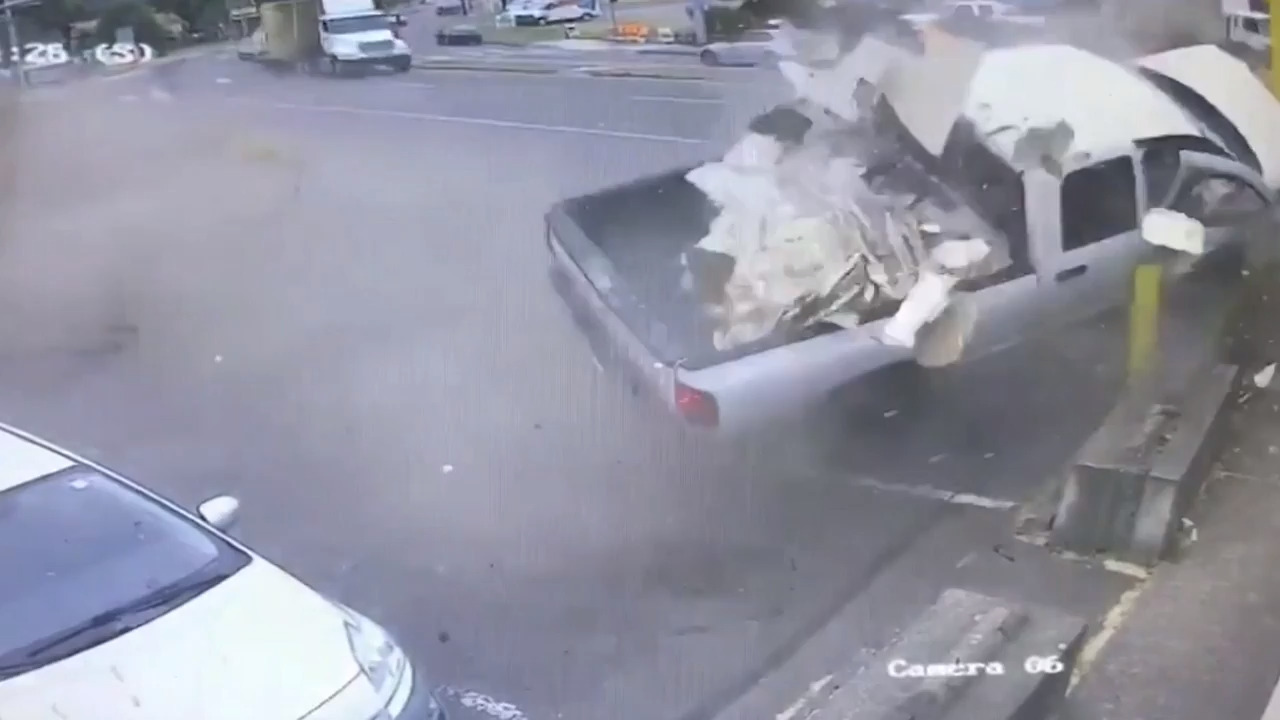 Auburn DUI suspect almost hits two in donut shop crash | Tacoma News ...