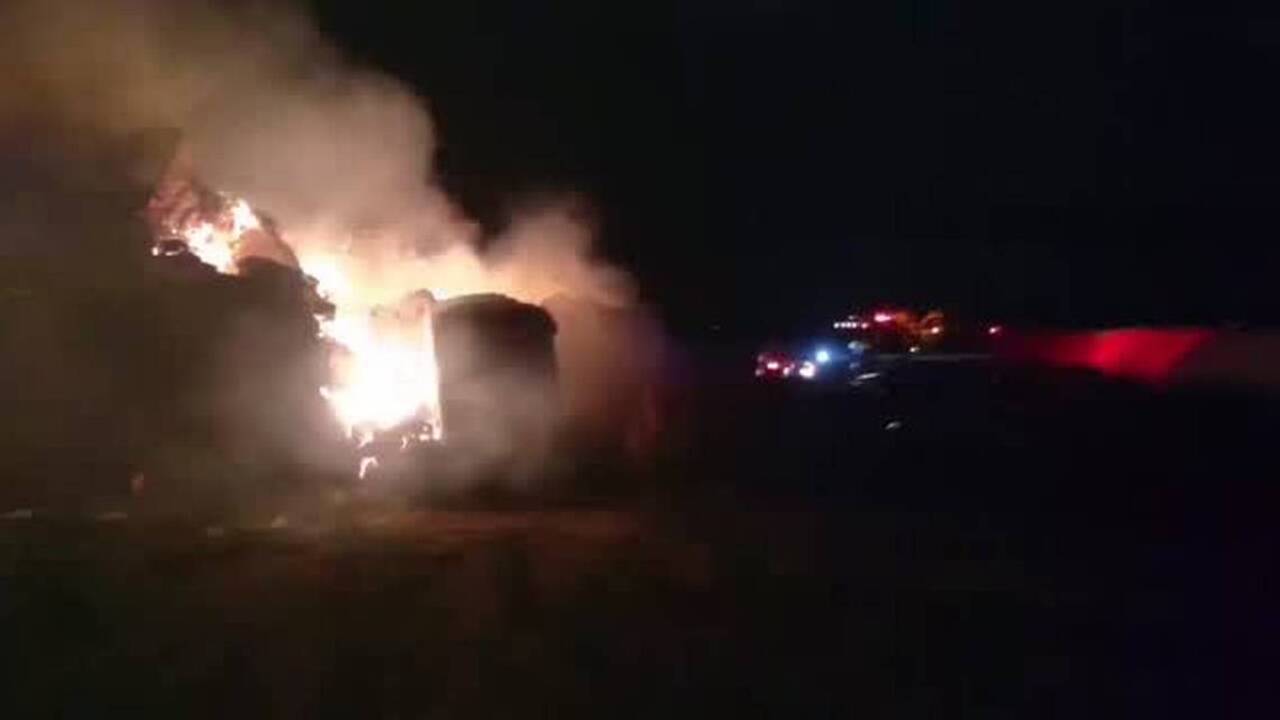 Footage of haystack fire in Franklin County | Tri-City Herald