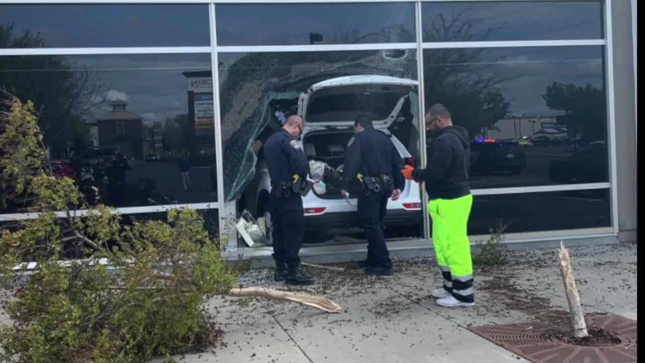 Vehicle crashes into Sacramento County PetSmart store, hurts 2 ...