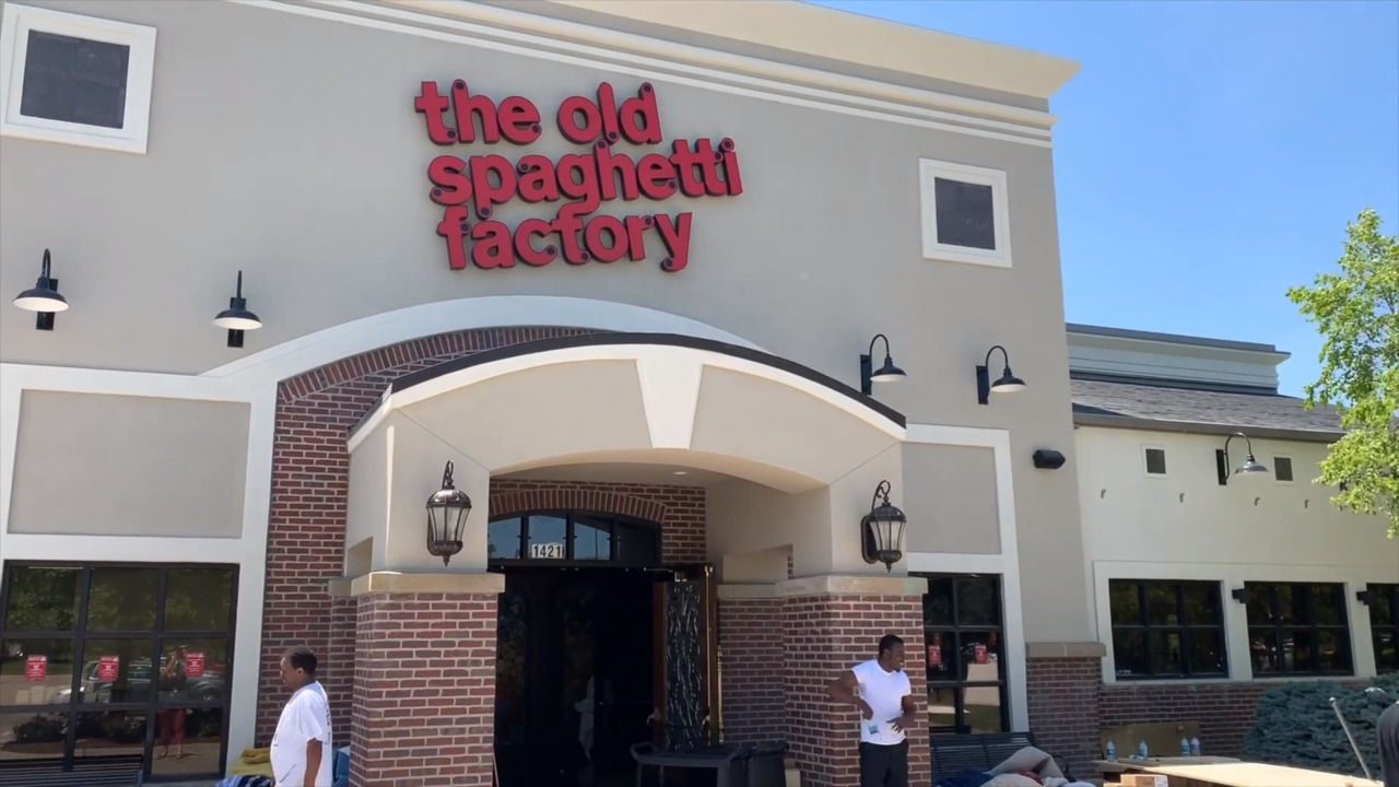 The Old Spaghetti Factory opens in Wichita | Wichita Eagle