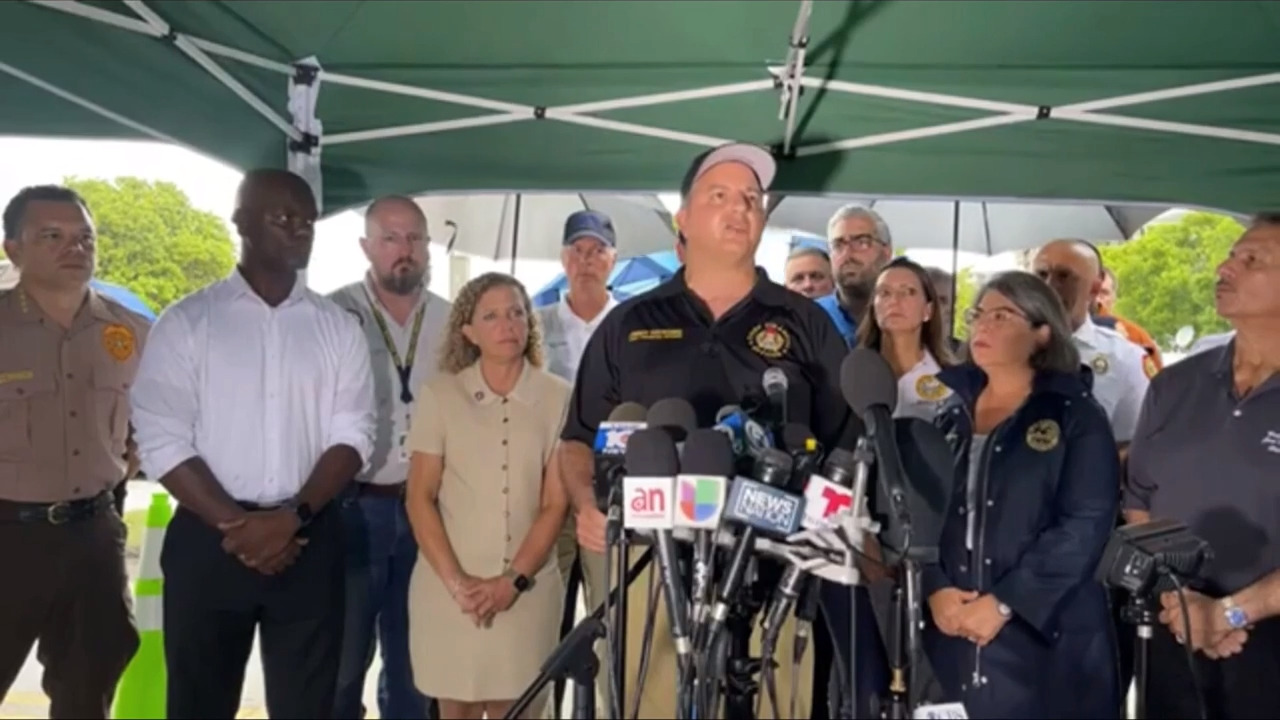 Rescuers searching Surfside rubble 'work to save lives,' Florida fire ...