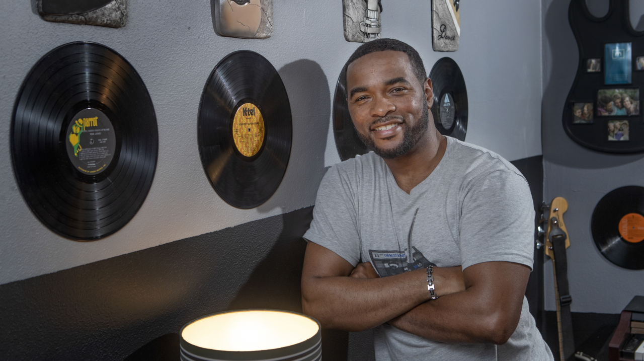 East St. Louis Actor RobWood talks about his career | Belleville News ...