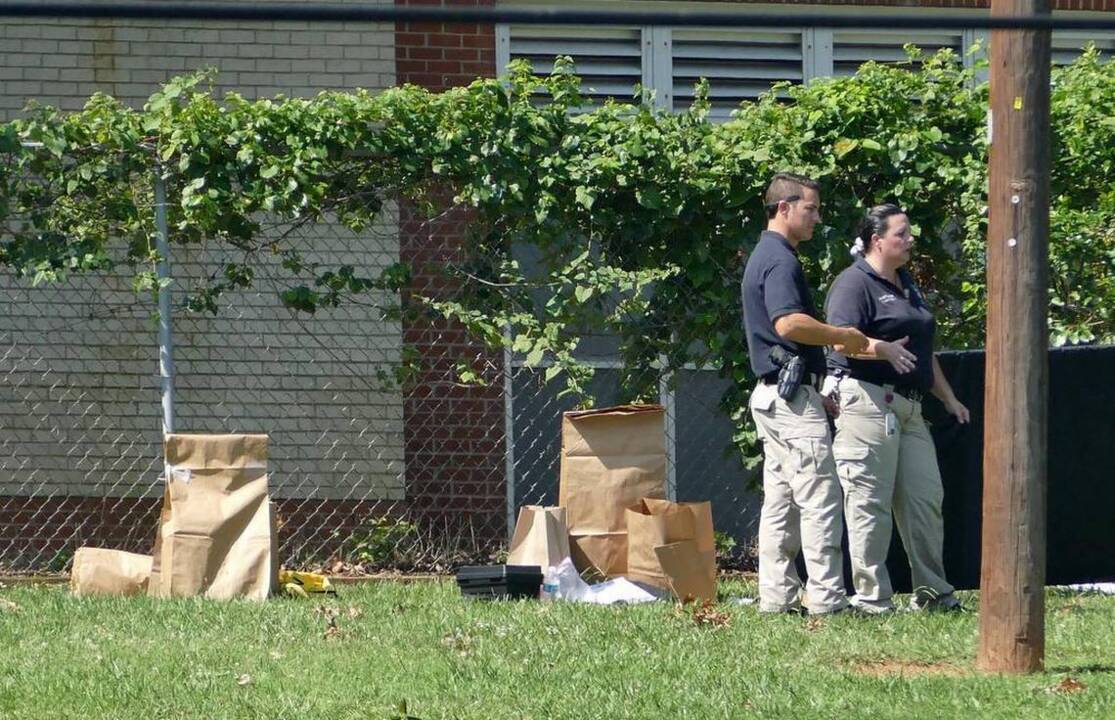 Homicide investigation in west Charlotte | Charlotte Observer