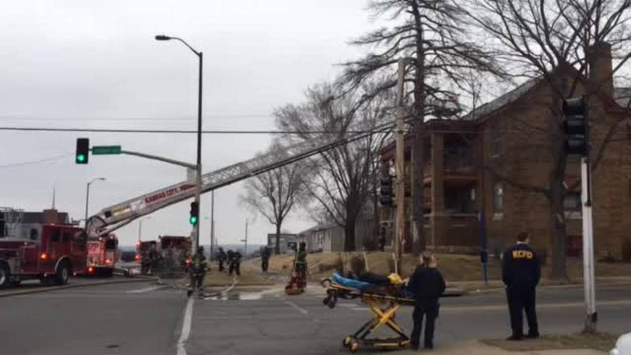 Residents escape burning apartment building on Linwood Boulevard | Fort ...