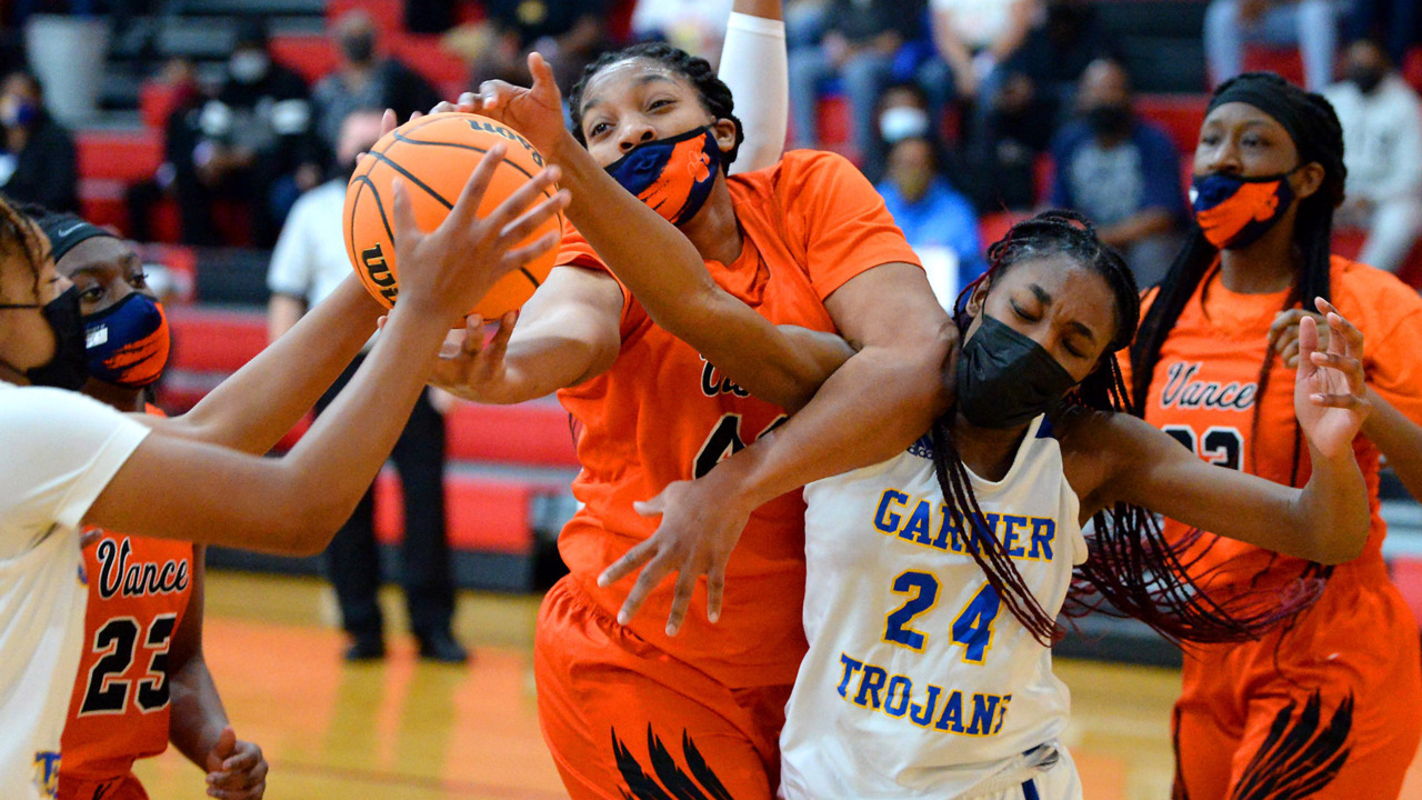 Vance Cougars win second consecutive 4A Championship over Garner 74-38 ...