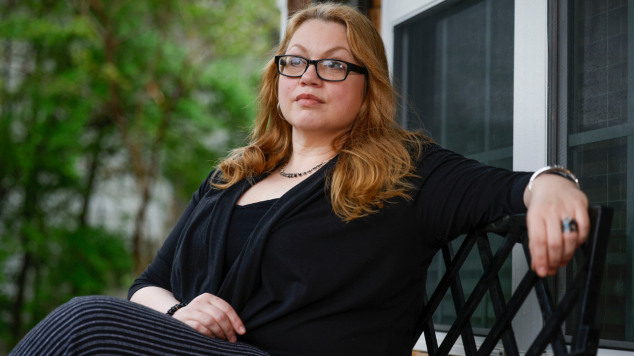 Jessica Brown waits for her chance to vote after her release from ...