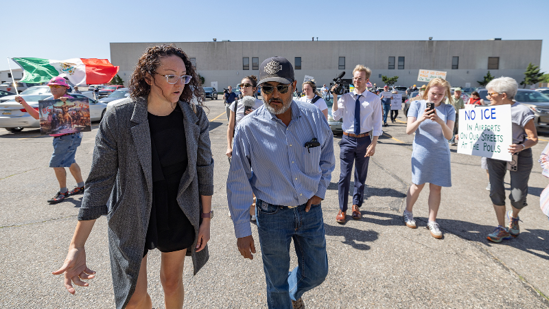 Joe Ceballos surrenders to ICE agents (Video) | Wichita Eagle