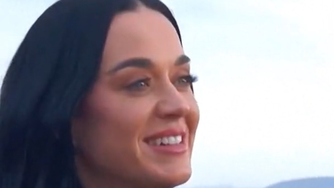 'Es un 10 sobre 10', dice Katy Perry tras volar al espacio | El Nuevo ...