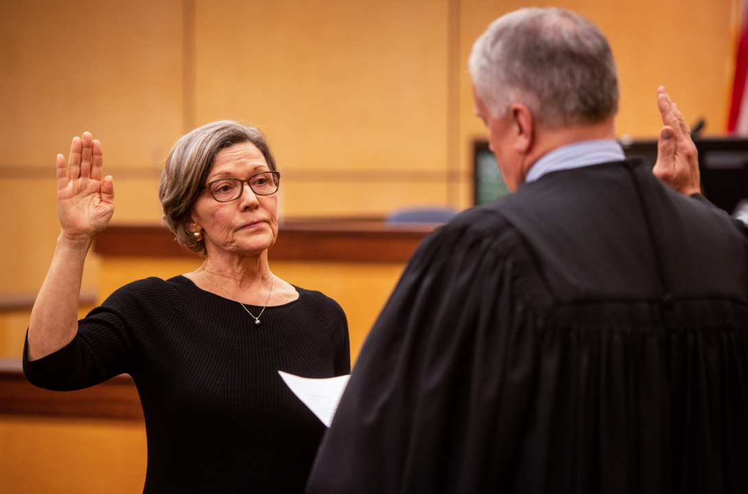Mary Robnett, Pierce County’s first woman prosecutor, sworn in to ...