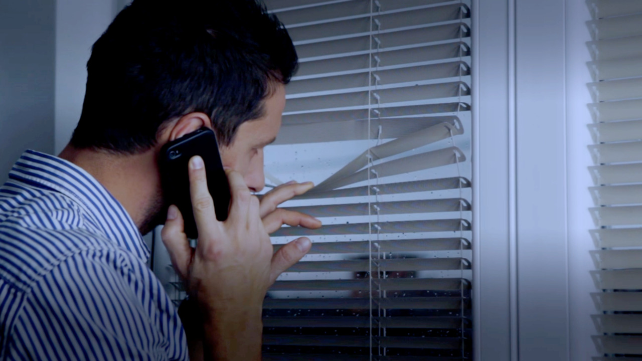 Bradenton area Florida man uses a sword to rob a door-to-door alarm ...