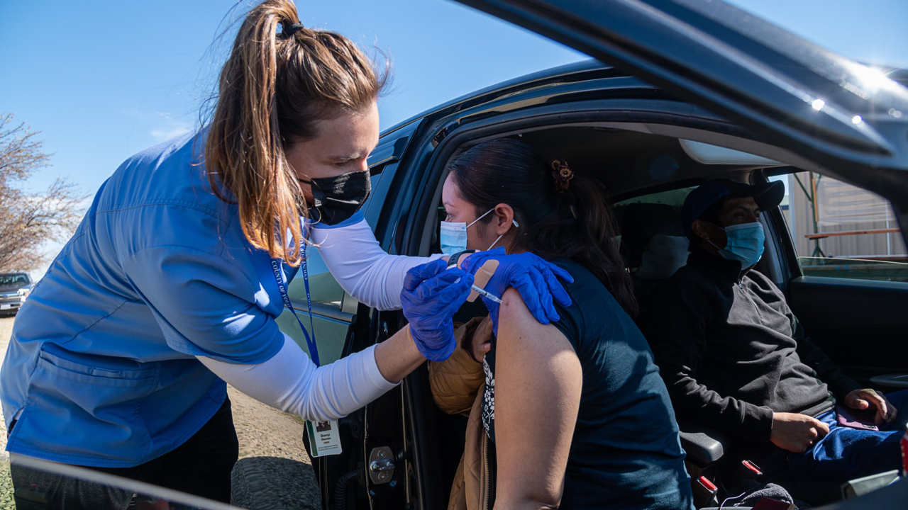 COVID-19: Vaccine clinic opens in Sanger, more sites planned | Fresno Bee