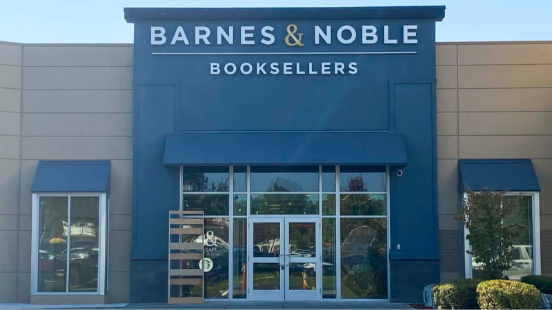 Barnes & Noble opens new Puyallup store at South Hill Mall | Tacoma News Tribune