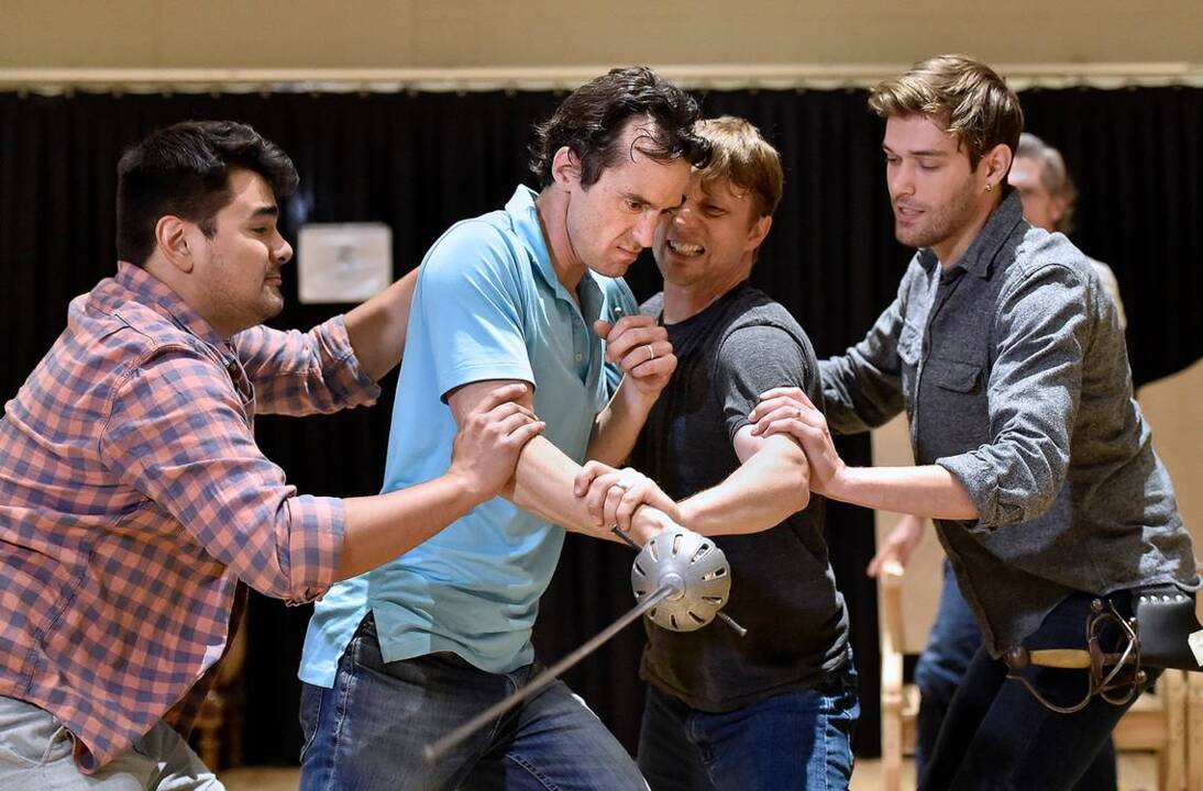 Nathan Darrow prepares for Hamlet's slings and arrows | Kansas City Star