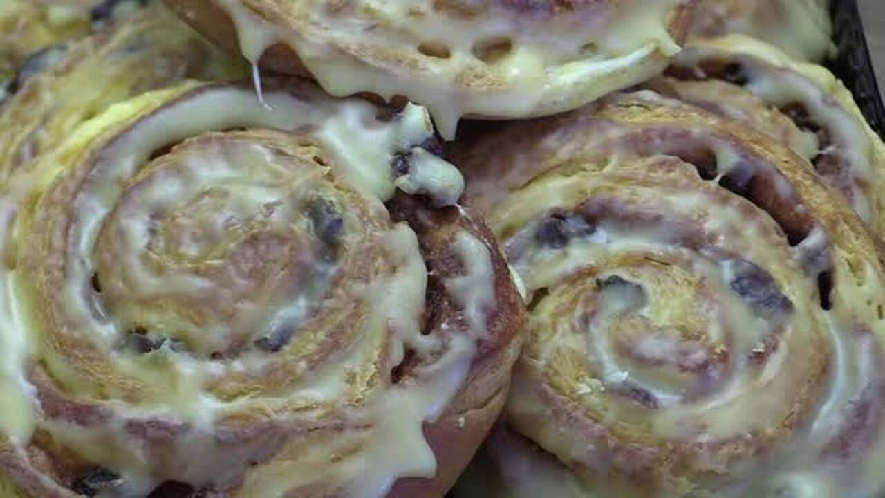 Watch pastries being made at Svenhard's Swedish Bakery in Exeter ...