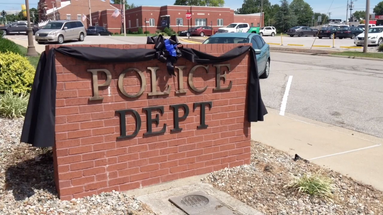 ISP Trooper Nick Hopkins remembered in hometown of Waterloo IL ...