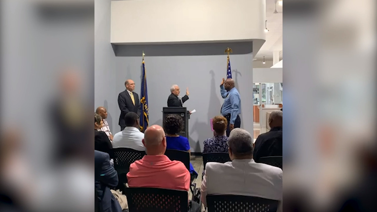 Watch Kansas City, Kansas Police Chief Karl Oakman be sworn in | Kansas ...