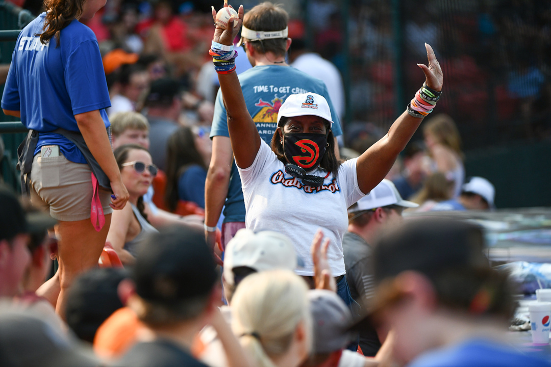 Spotted Saturday at the Chatt-a-Hoots baseball game at Golden Park ...
