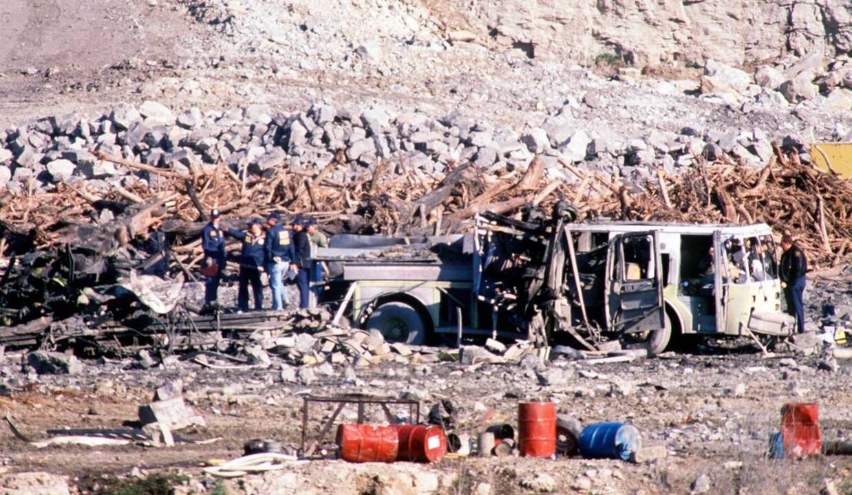 A look back at the explosion that killed six firefighters in 1988 ...