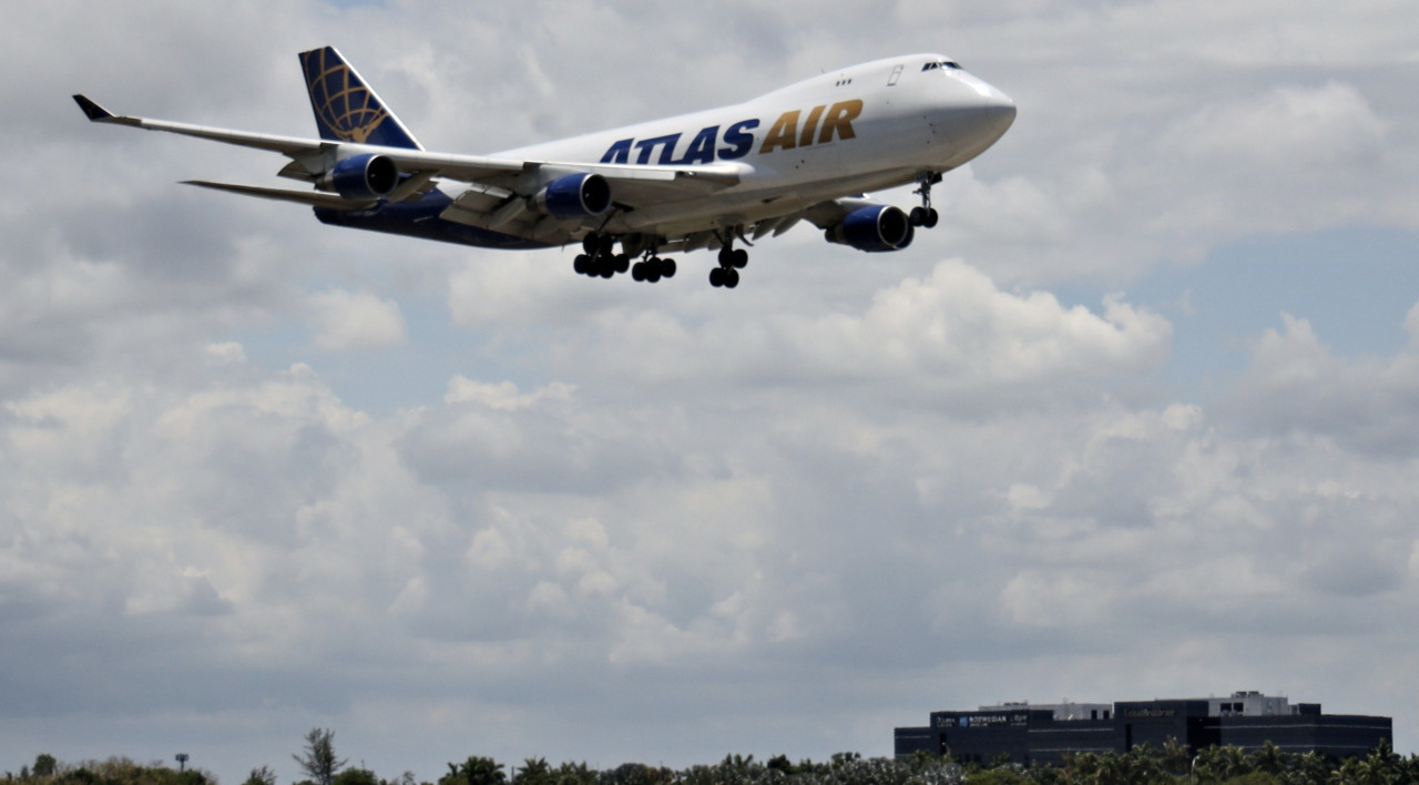 Brother of pilot killed in crash sues Atlas Air and Amazon | Miami Herald