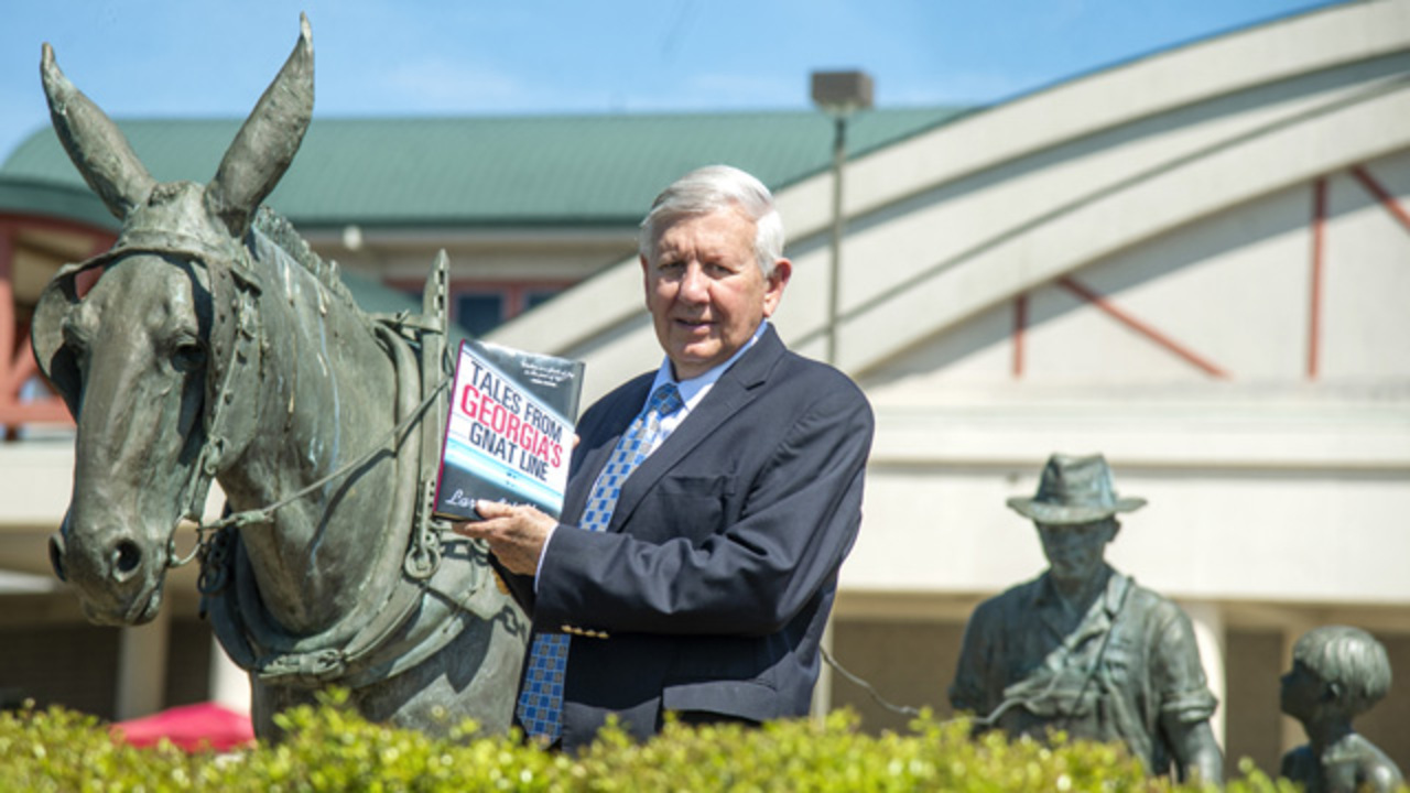 Larry Walker gives his definition of "gnat line" in new book | Macon ...