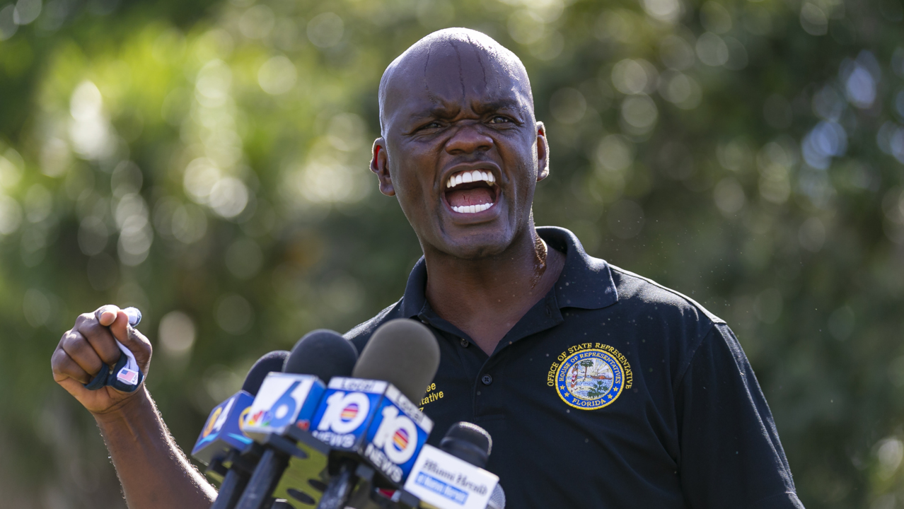 Election live updates: Federal judge orders USPS ballot sweep | Miami ...