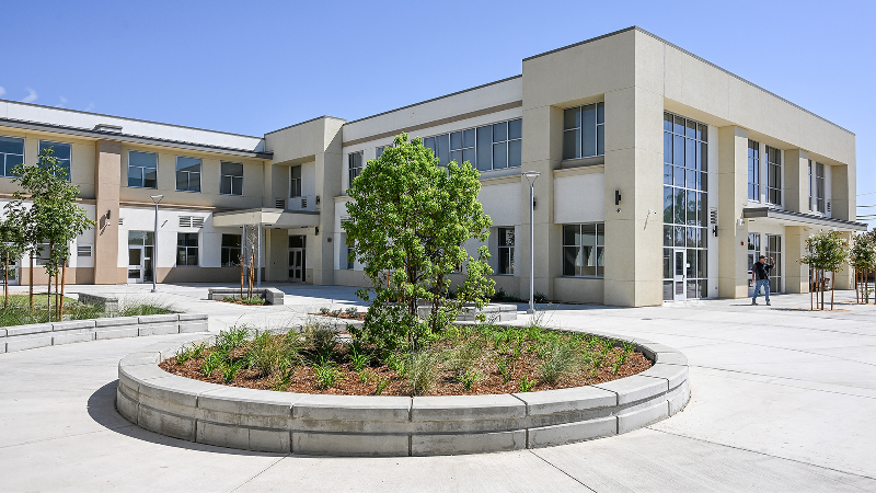 Farber Education Center is a new alternative education campus in Fresno ...