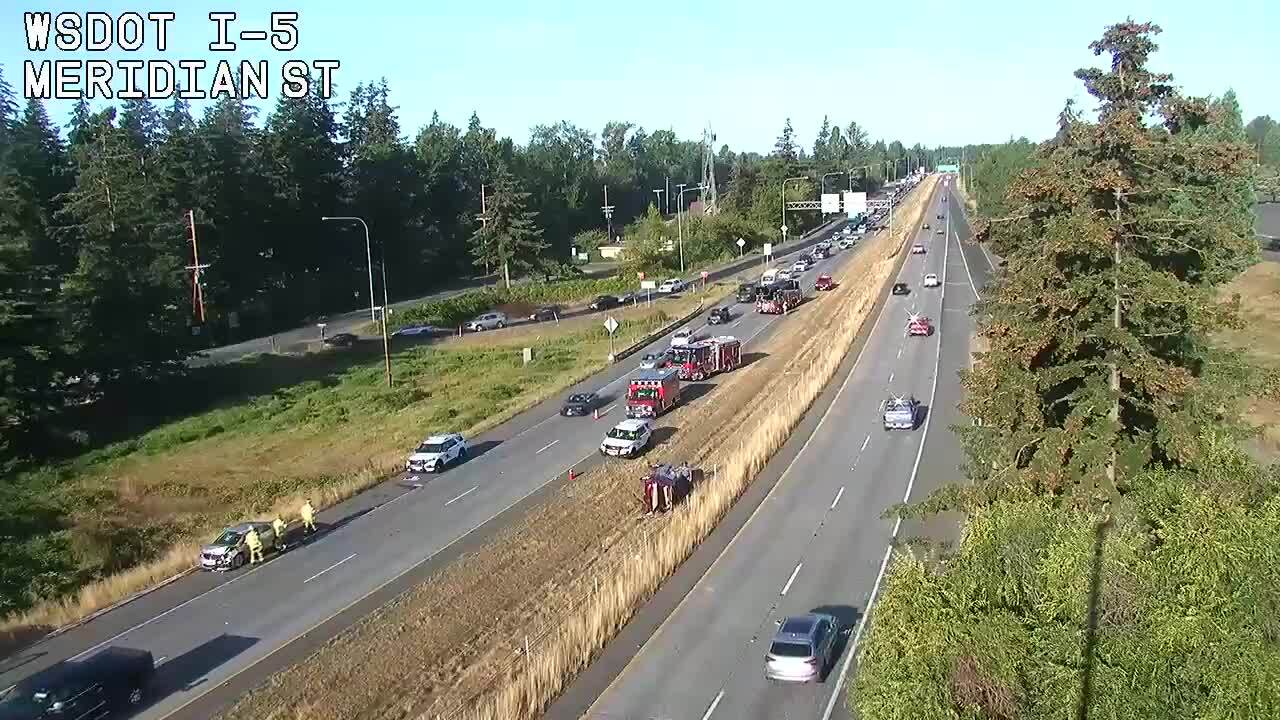 I5 rollover crash slows traffic in Bellingham early Thursday ...