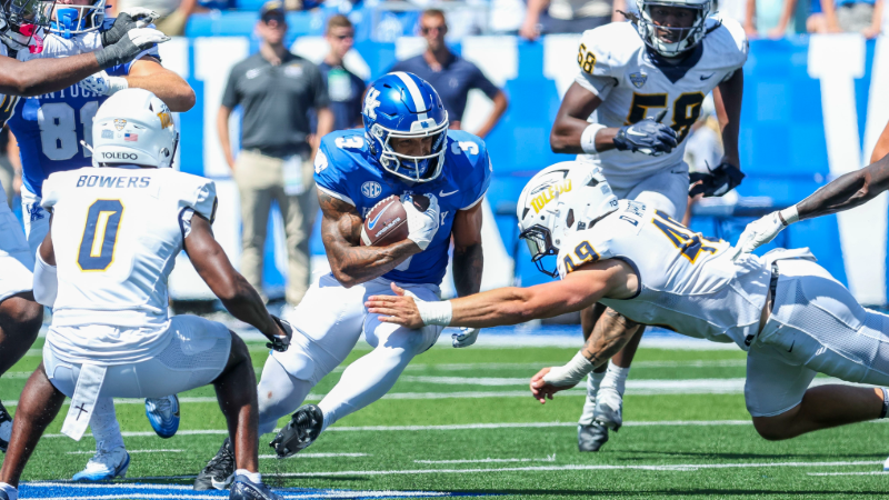 Kentucky running back Seth McGowan after victory vs. Toledo (Video ...