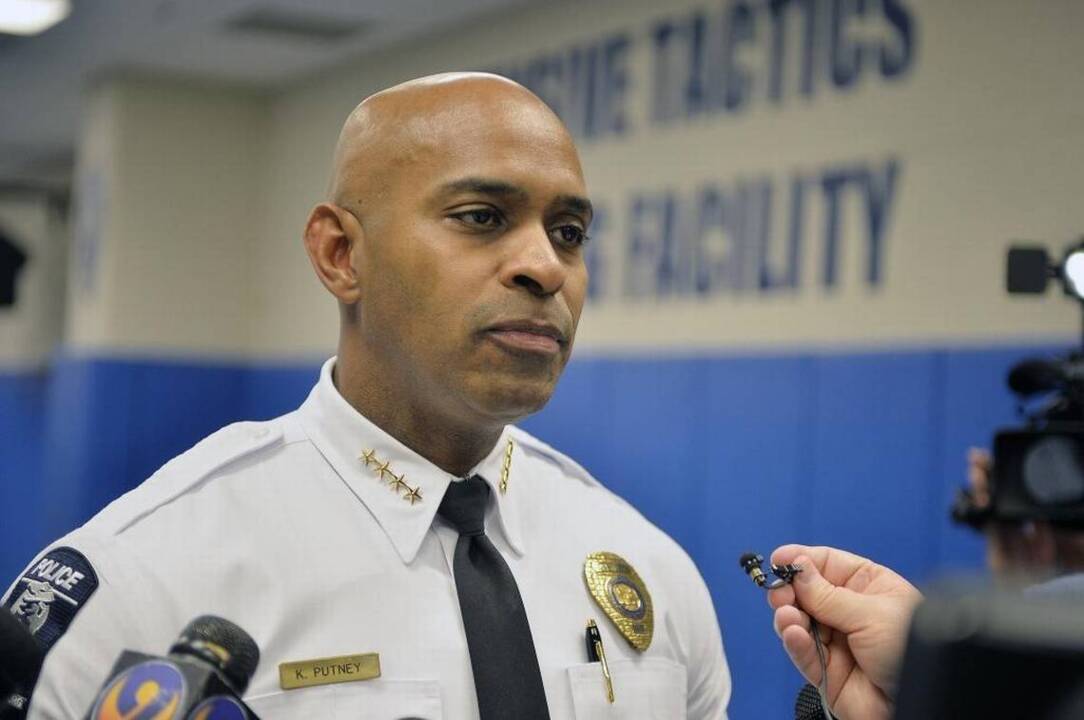 CMPD defends officers’ use of force against hit-and-run suspect ...