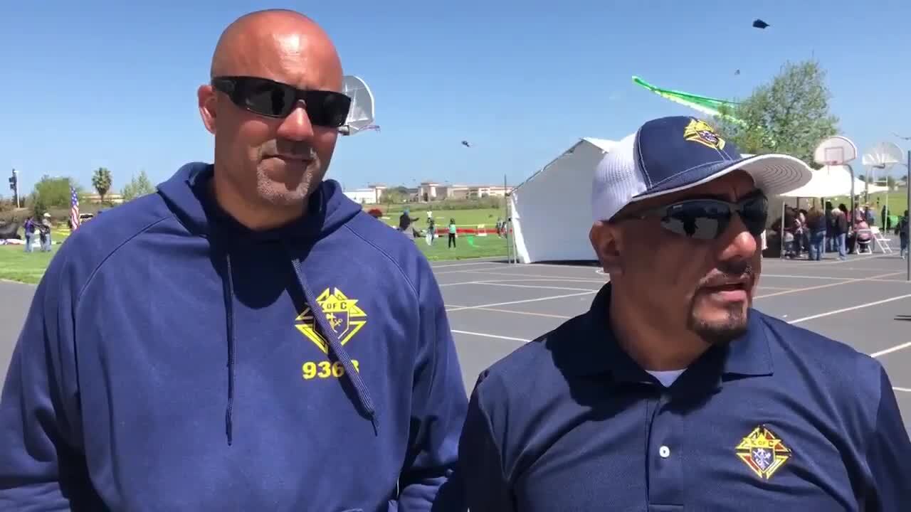 Hundreds gather for Livingston Kite Festival | Lexington Herald Leader