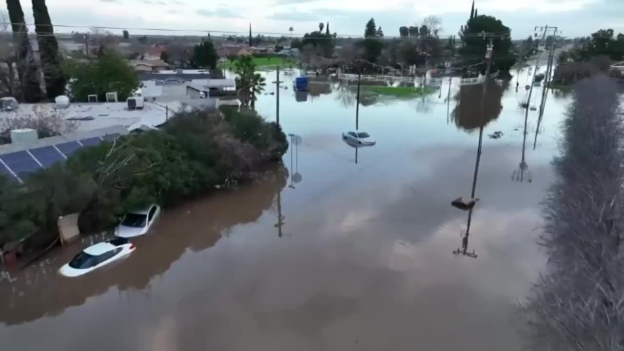 Dramatic video captures Merced area streets, and homes flooded | Merced ...