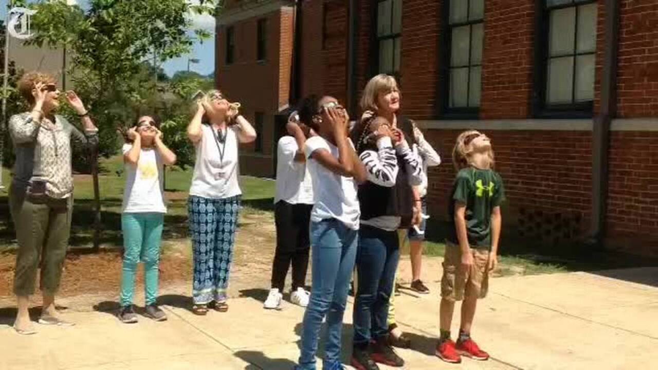 Students witness their first solar eclipse | Kansas City Star