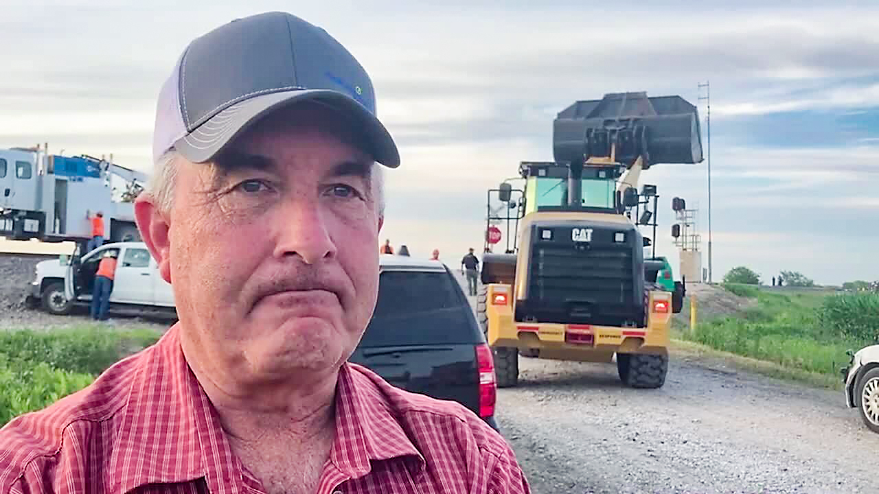 Train derailment in Mendon, Missouri | Kansas City Star