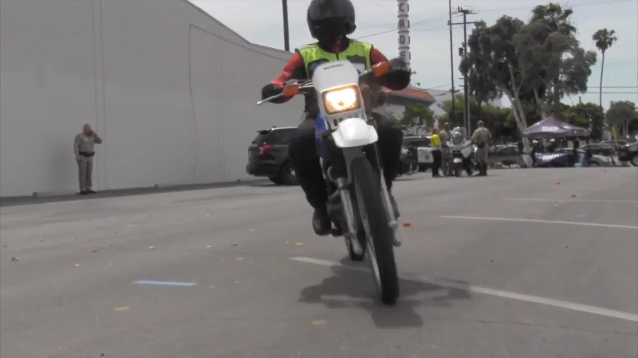 Motorcycle driver dead in Elk Grove crash, police say | Sacramento Bee