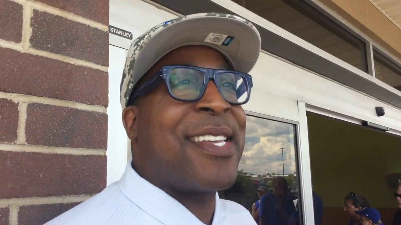 Kentucky basketball assistant coach Chin Coleman talks to media ...