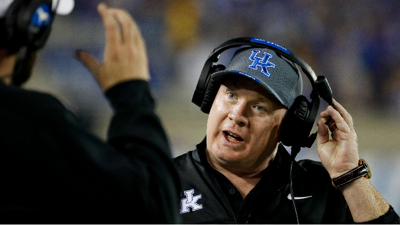 Kentucky football coach Mark Stoops on Vanderbilt Commodores ...