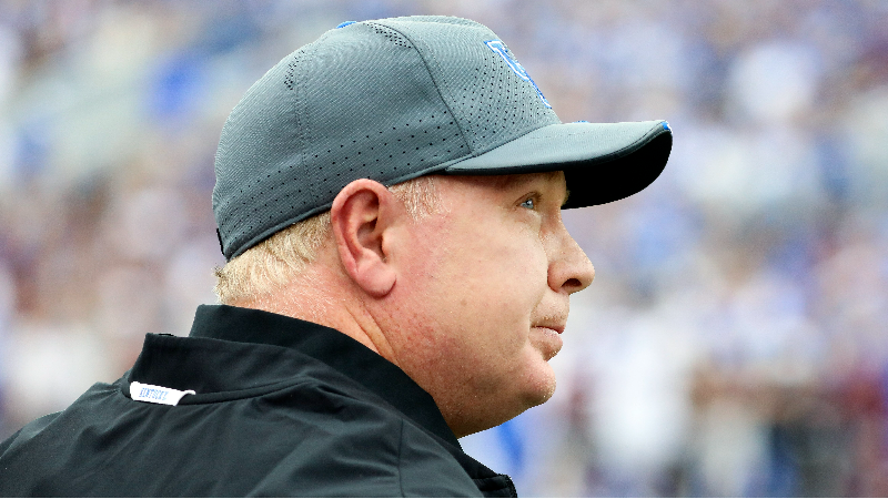 Kentucky football coach Mark Stoops on Liam Coen situation | Lexington ...