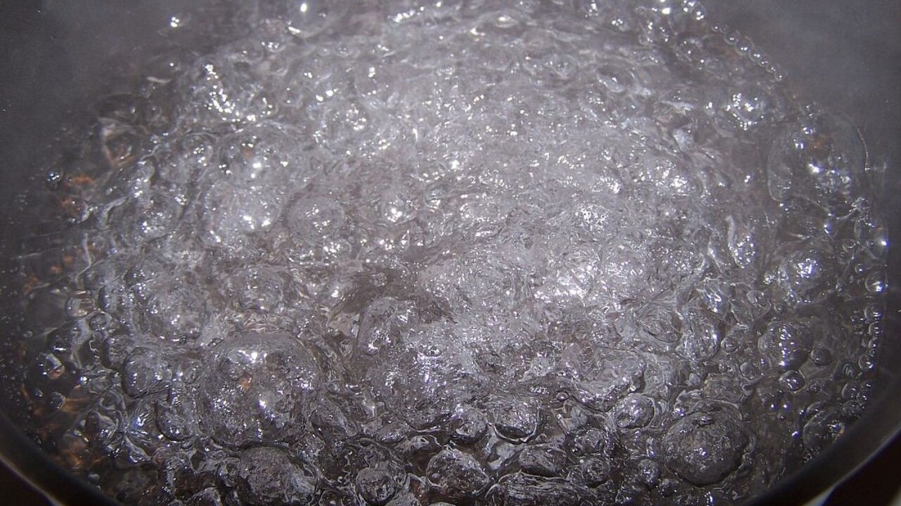 How to properly boil water during a boil water advisory | Wichita Eagle