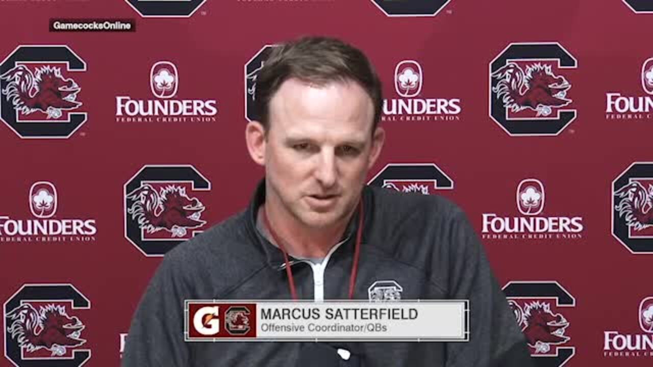 Marcus Satterfield breaks down the state of South Carolina's QB room ...