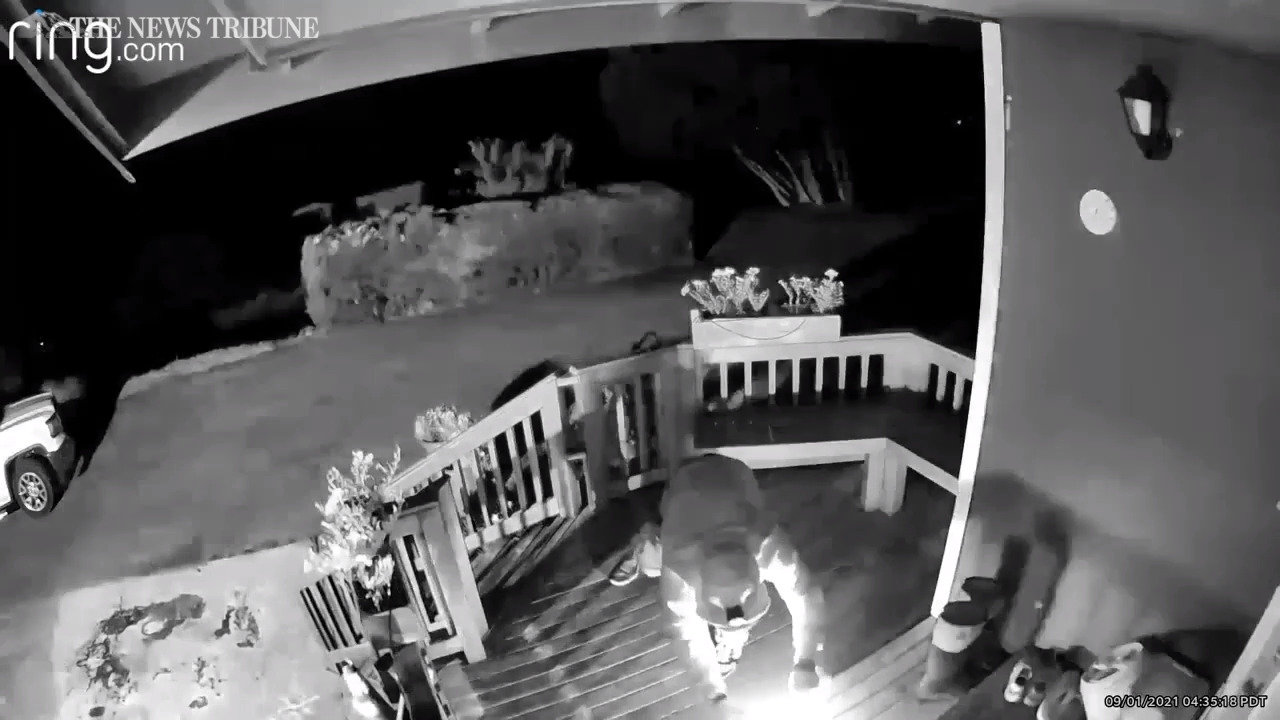 Video shows man lighting fire at Washington home | Sacramento Bee