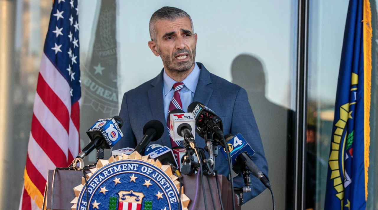 Watch FBI talk about agents shot and killed while serving a warrant in ...