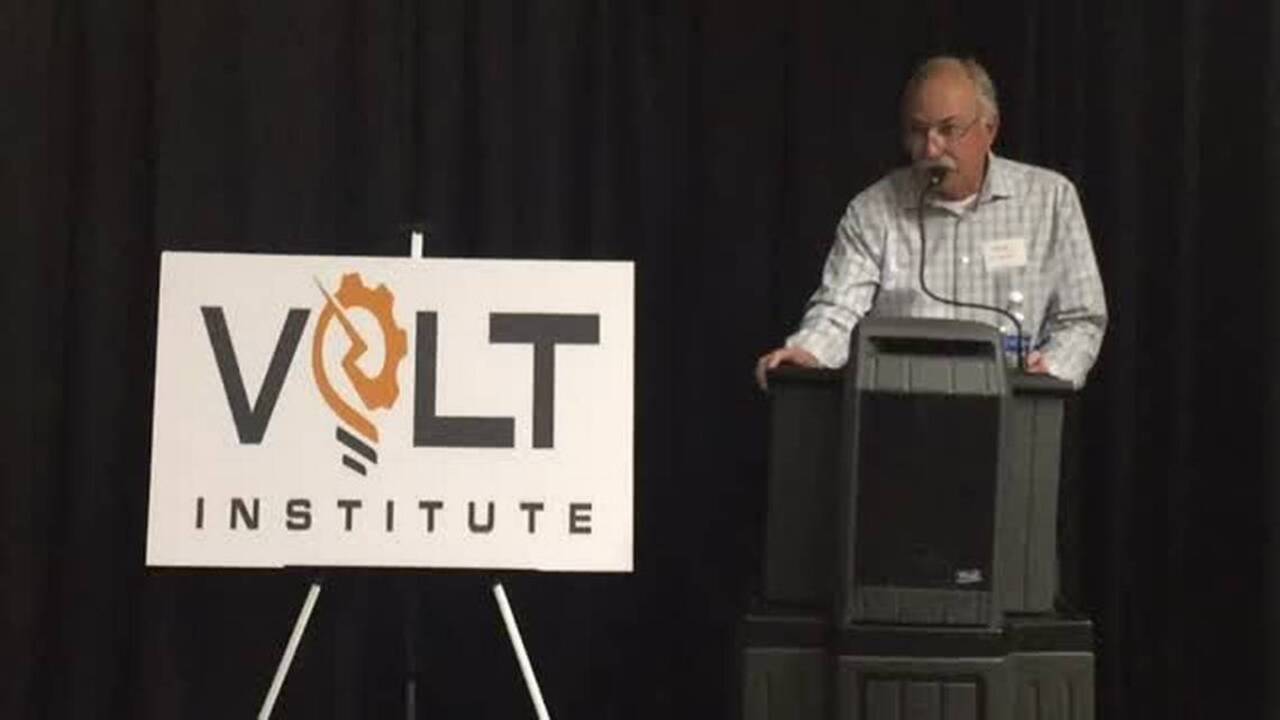 Tour gives glimpse of training center planned for Modesto Bee building ...