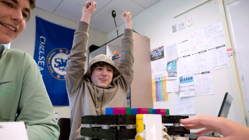 Tacoma students learn robotics through Lego | Tacoma News Tribune