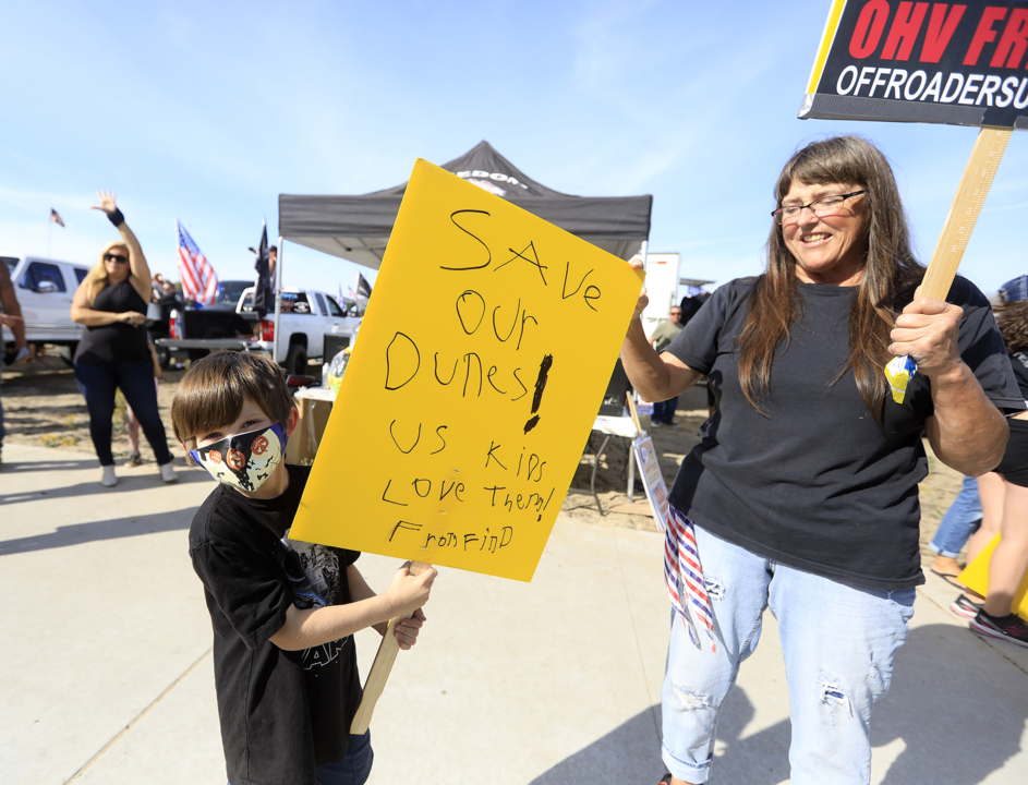 Hundreds off-road enthusiasts participate in a Freedom Rally to open ...