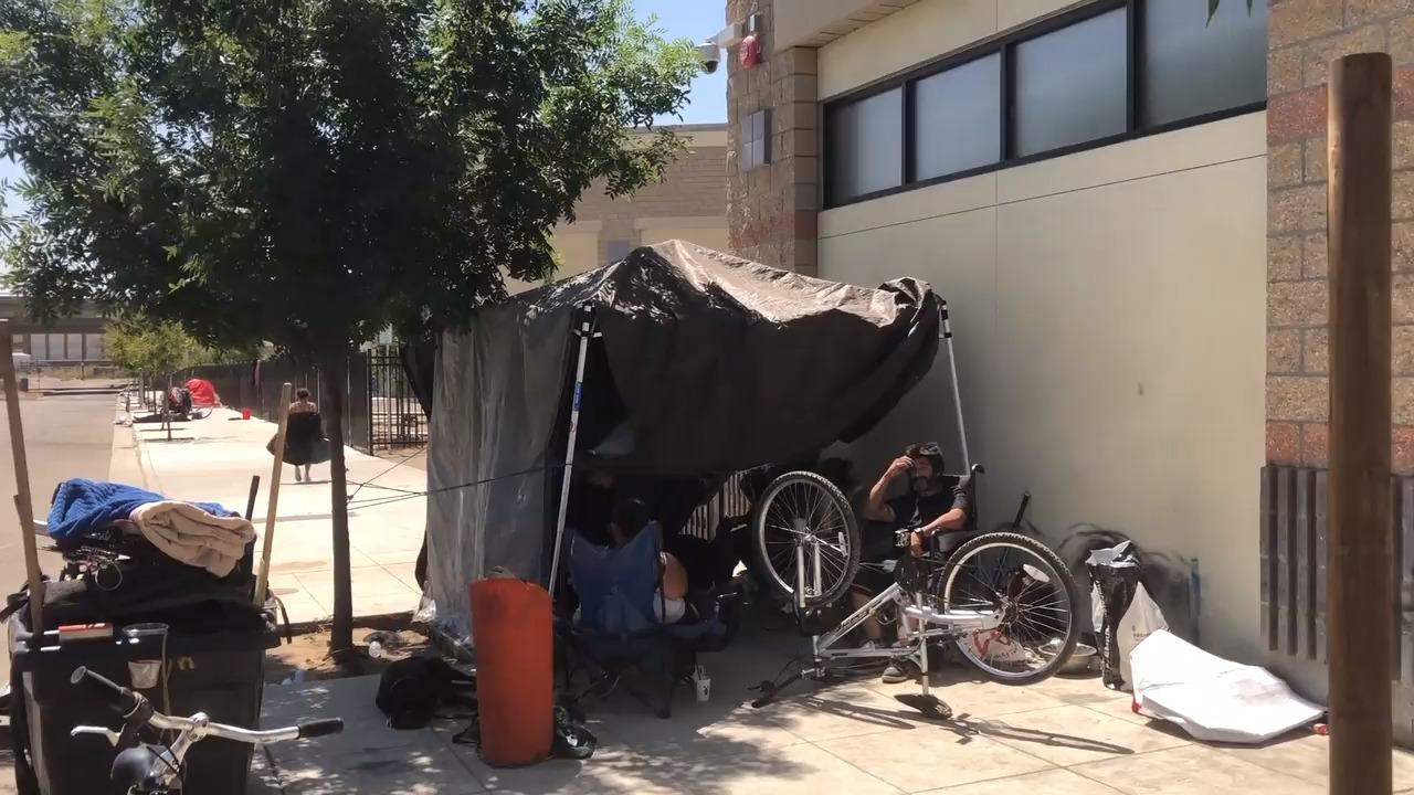 Fresno homeless people displaced as CA city clears camps | Fresno Bee