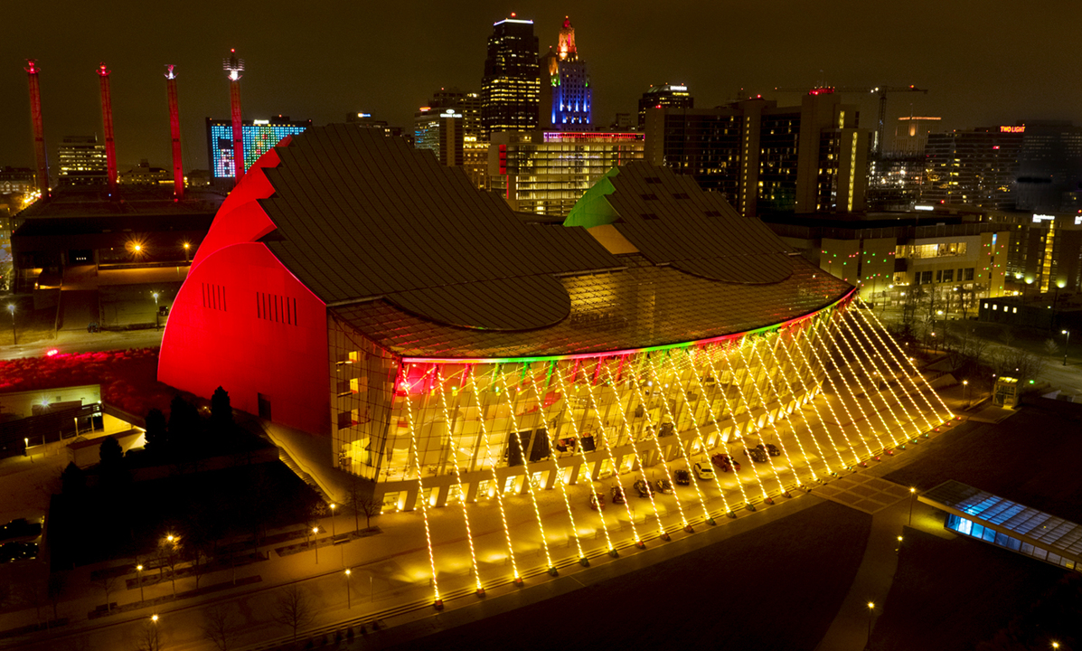 Watch a nighttime drone tour of Kansas City's spectacular holiday light displays | Kansas City Star