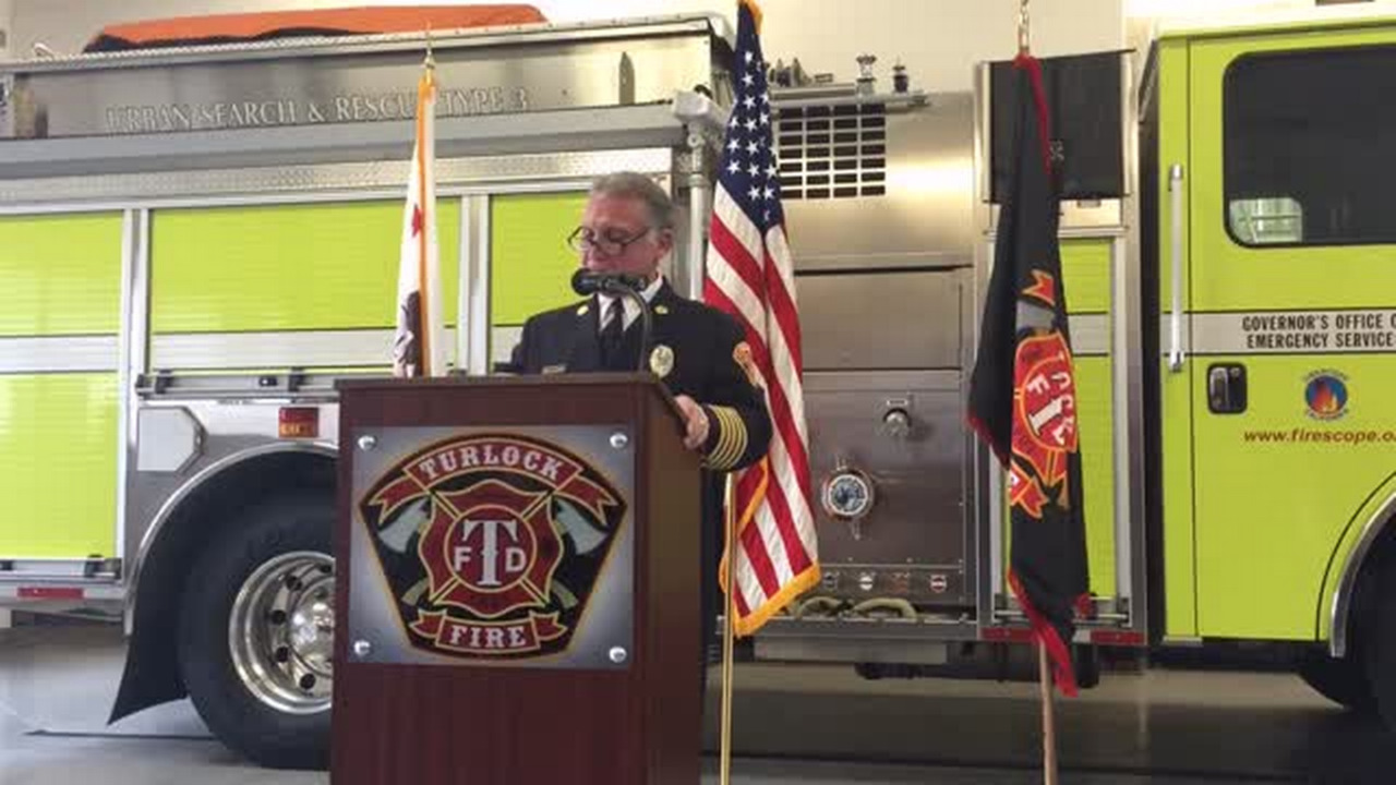 Turlock Welcomes OES Fire Engine | Modesto Bee
