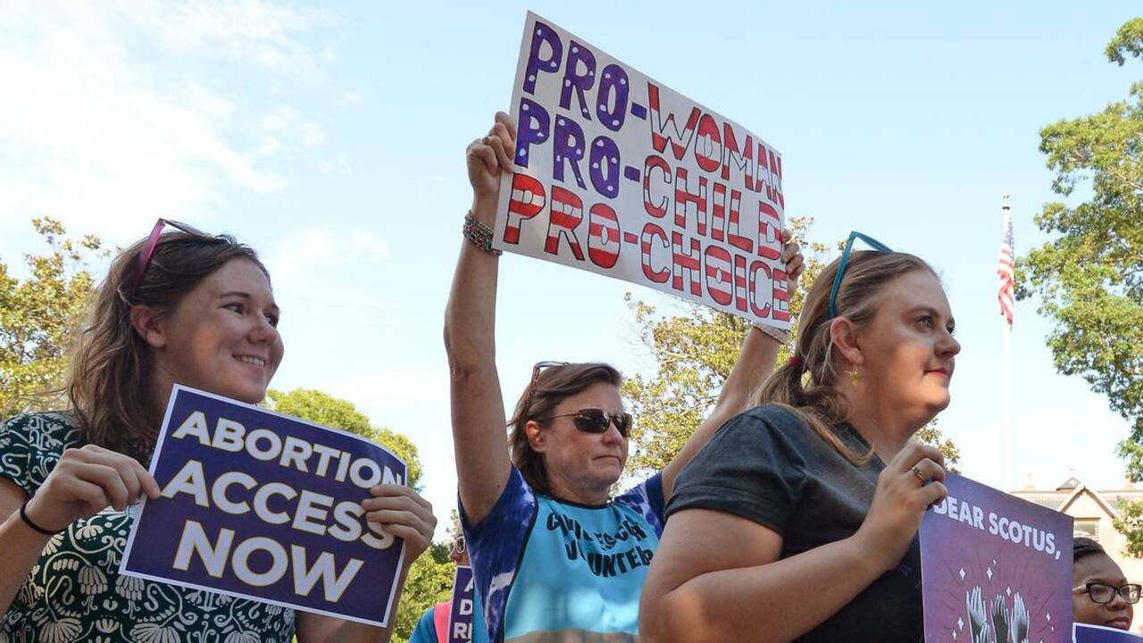 Pro-choice supporters in NC celebrate SCOTUS decision against Texas law ...